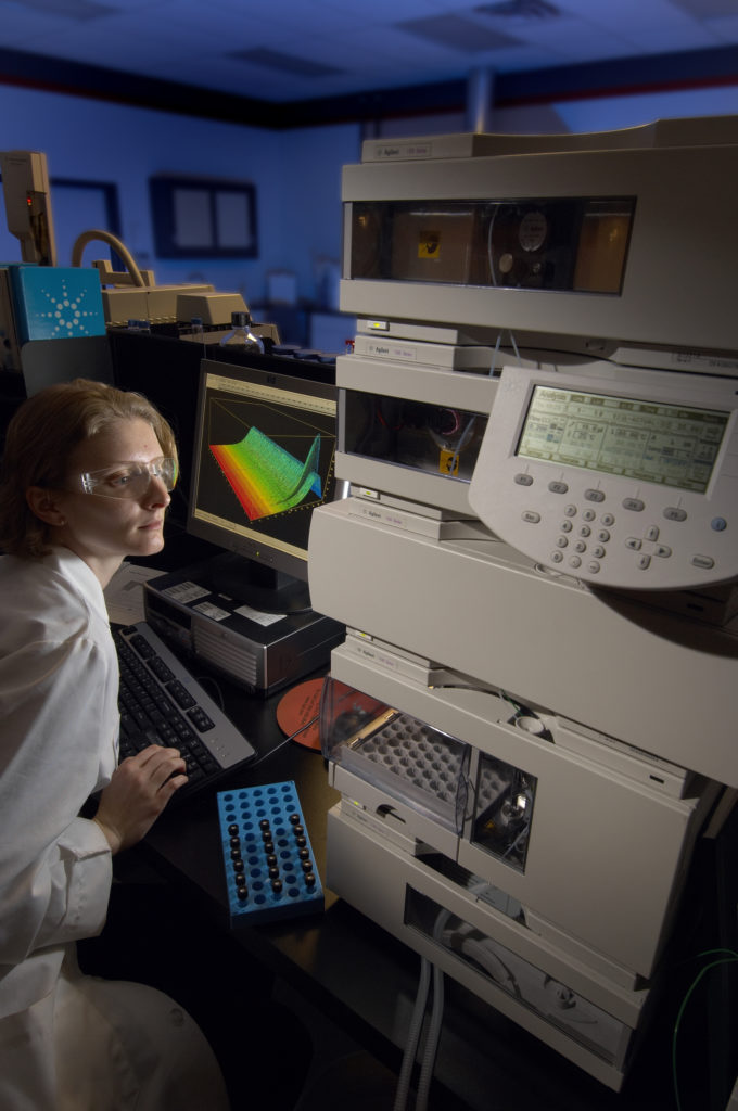 Extractables and Leachables Studies | EAG Laboratories