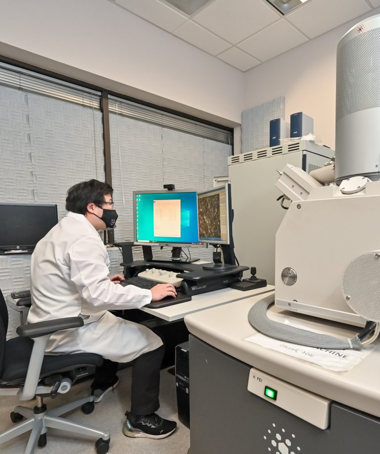 Microscopy Techniques in the Failure Analysis of Optoelectronics - EAG Laboratories