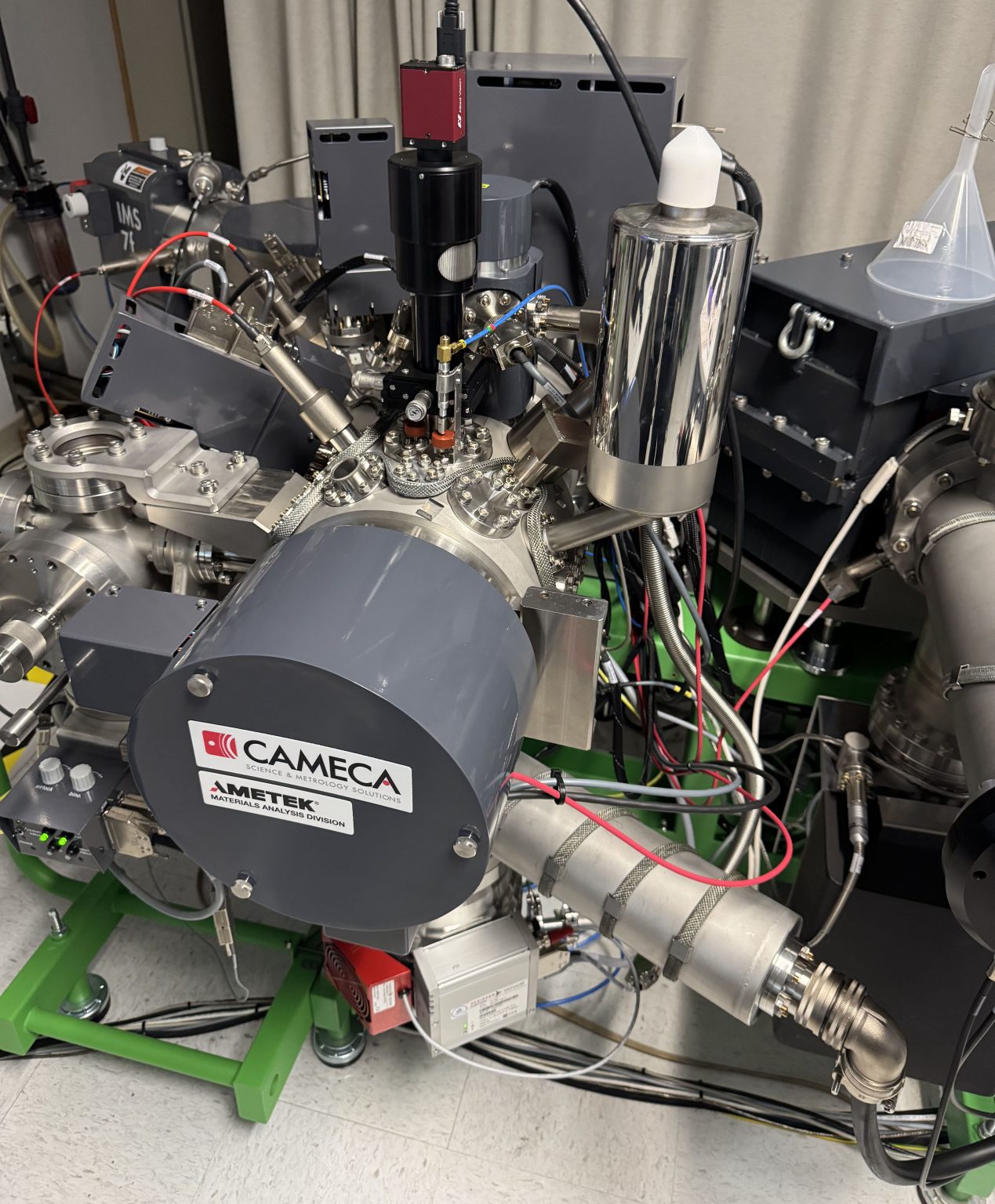 How Dynamic SIMS Uncovers Hidden Layers in Semiconductors - EAG ...